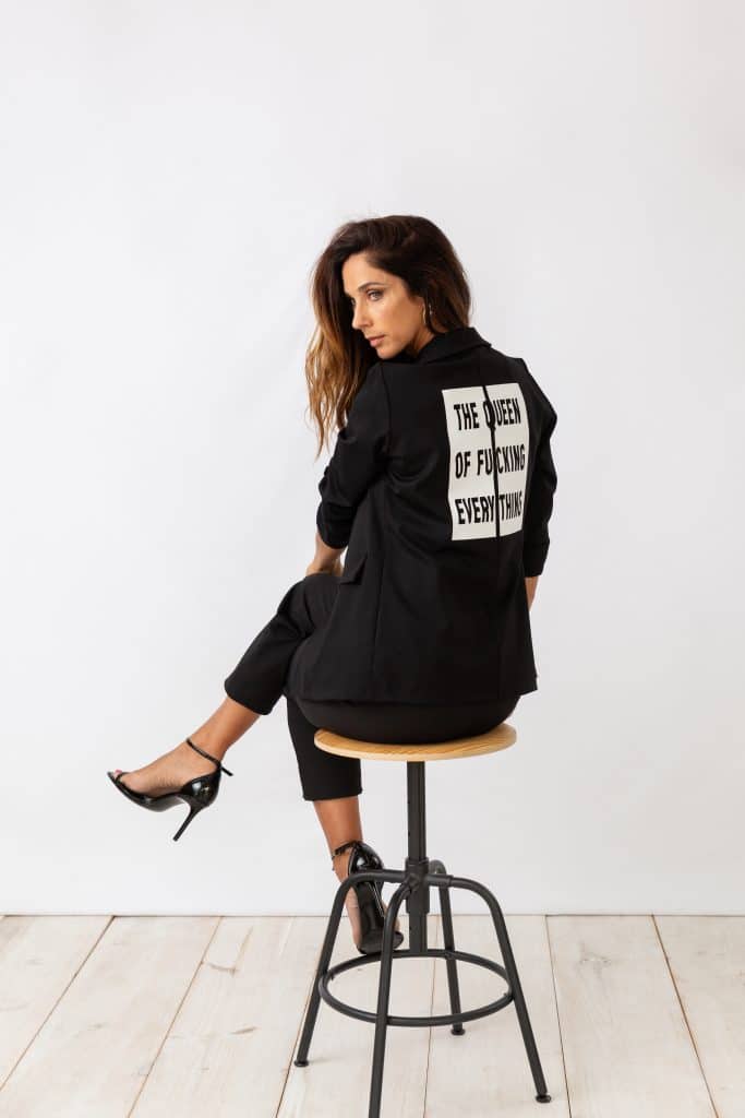 Blazer negra | "The queen" - Ana Romo